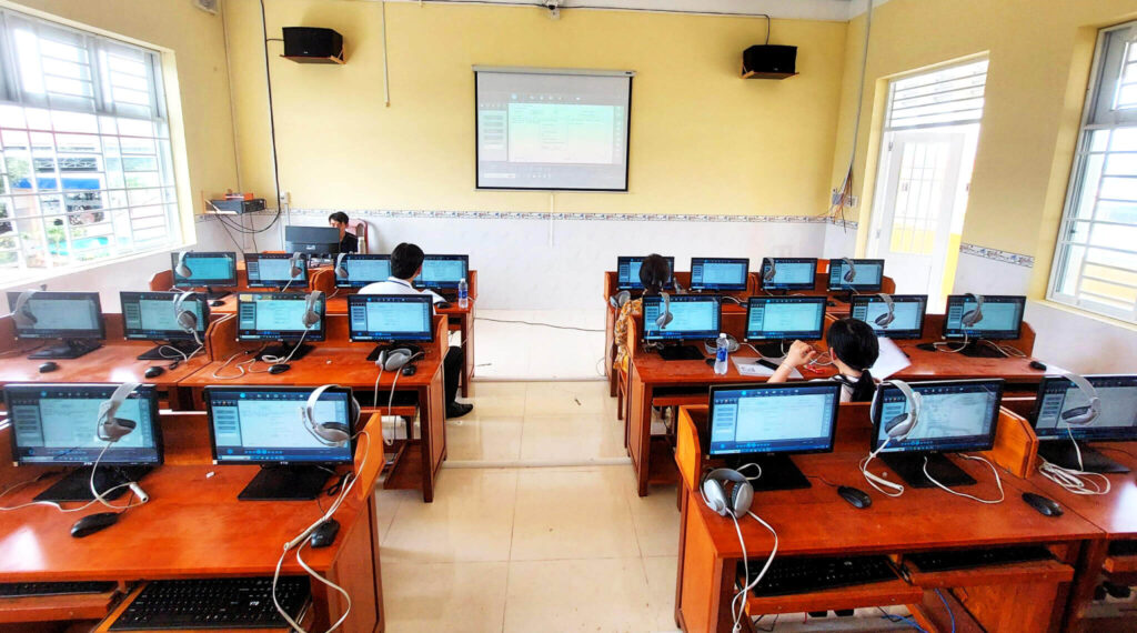 Receive Installation and Construction of Desktop Computer Systems for ...